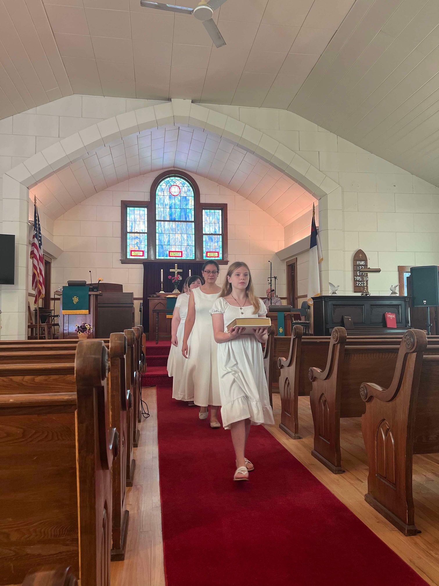 Many thanks to the Rainbow signing team from Ellsworth and Faith ...